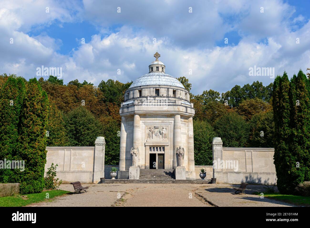 Andrassy mausoleum hi-res stock photography and images - Alamy