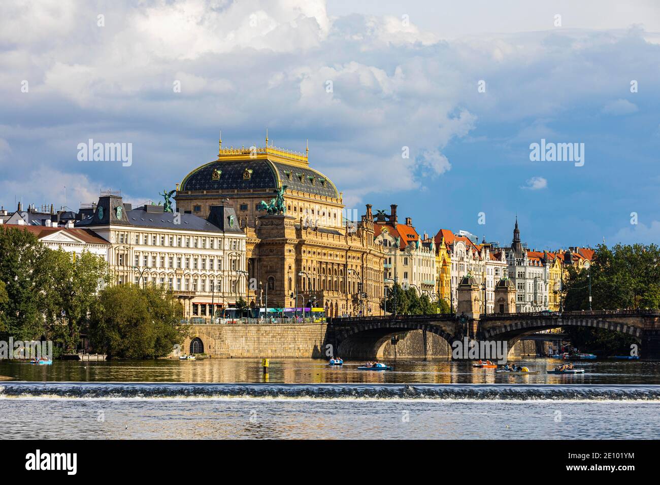 State Opera, historic house facades and the Legions' Bridge over the ...