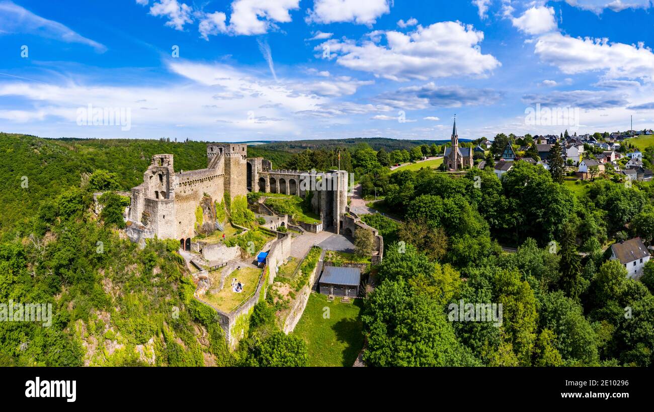 Aerial view of Hohenstein Castle, Felsenburg, Bad Schwalbach, Rheingau ...