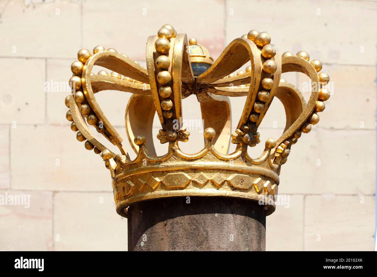 Prussian royal crown hi-res stock photography and images - Alamy