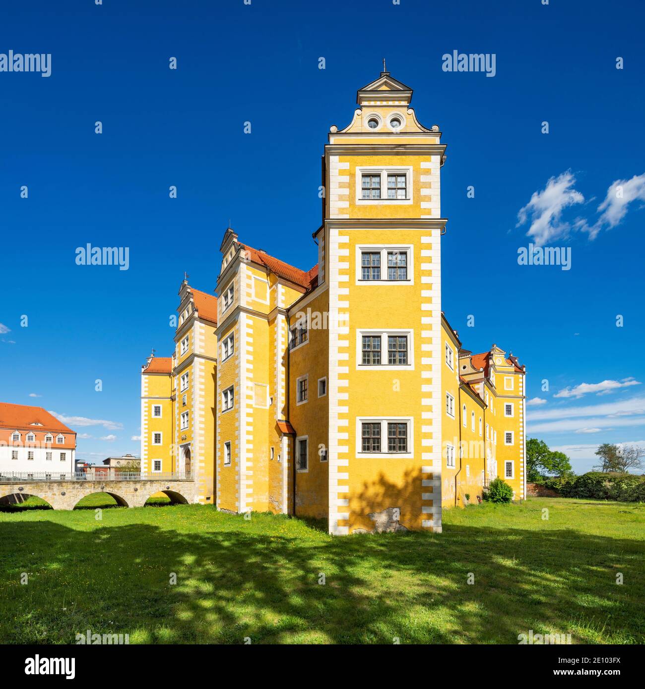 Annaburg castle hi-res stock photography and images - Alamy