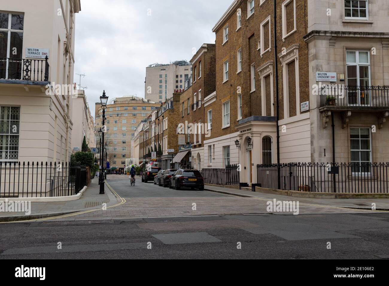 Wilton crescent hi-res stock photography and images - Alamy