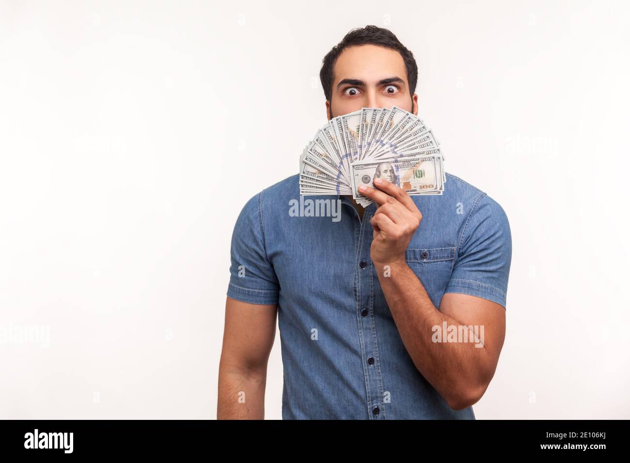 Face behind fan hi-res stock photography and images - Alamy