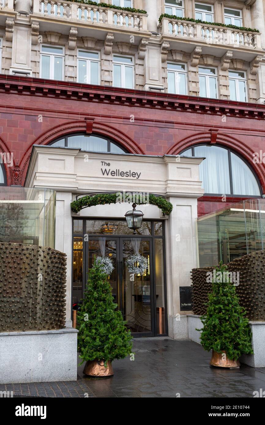 The Wellesley hotel, London Stock Photo - Alamy