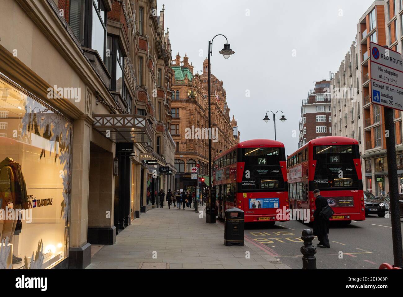 Brompton Road, London Stock Photo - Alamy