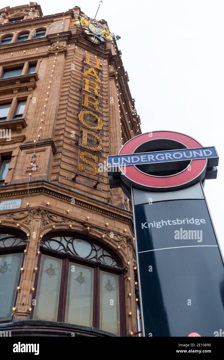 London underground sign harrods knightsbridge hi-res stock photography ...