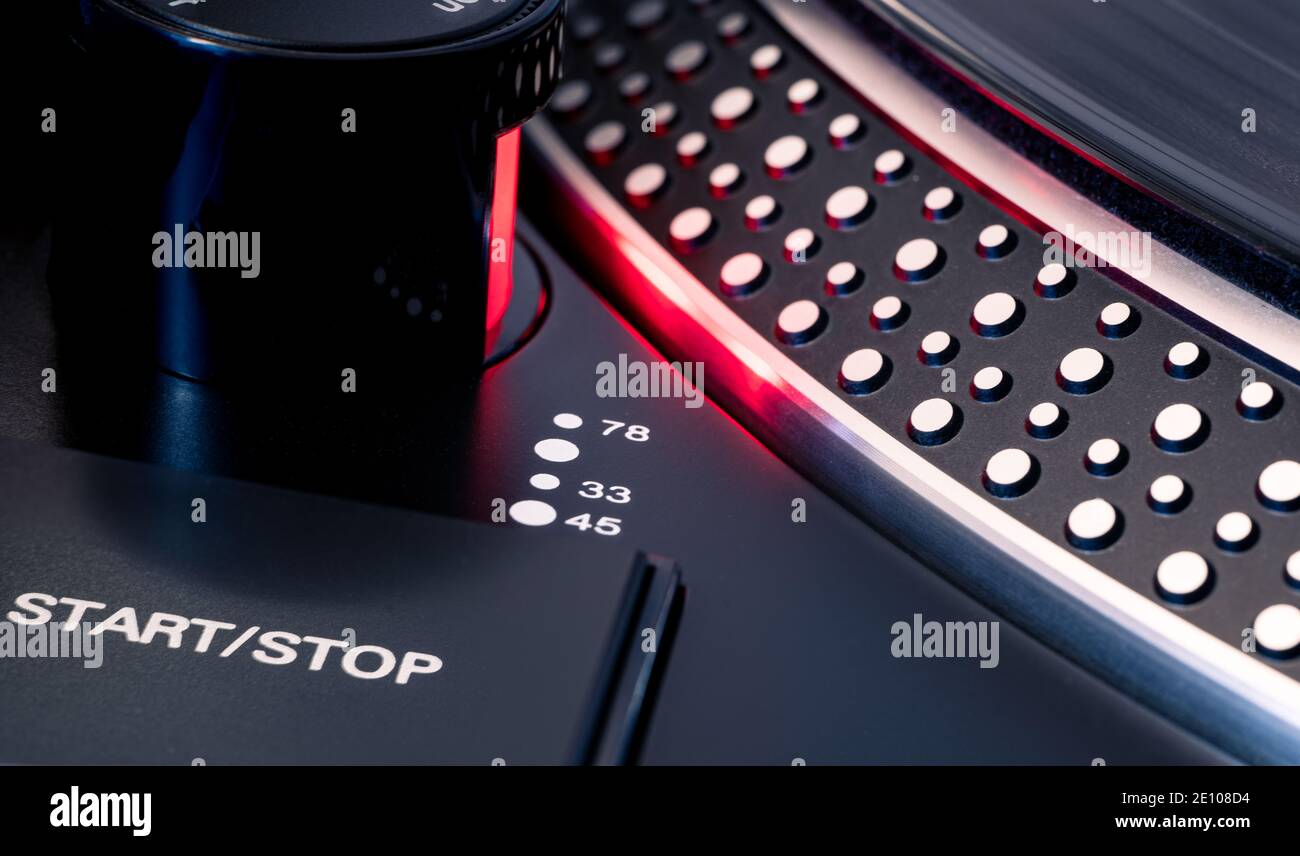 Close-up of an Audio-Technica AT-LP120XUSB record player deck Stock ...