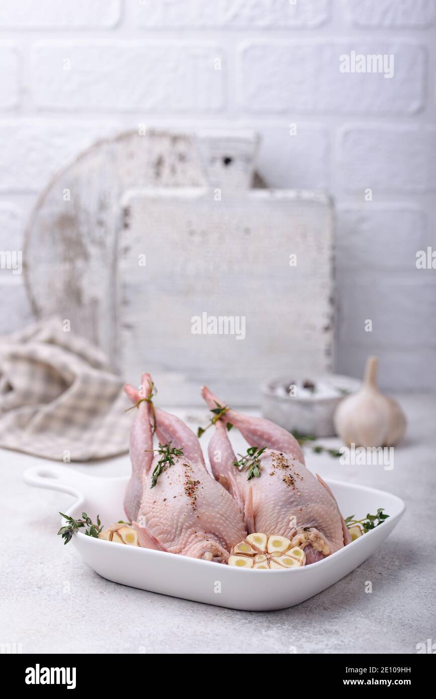 Quail meat hi-res stock photography and images - Alamy