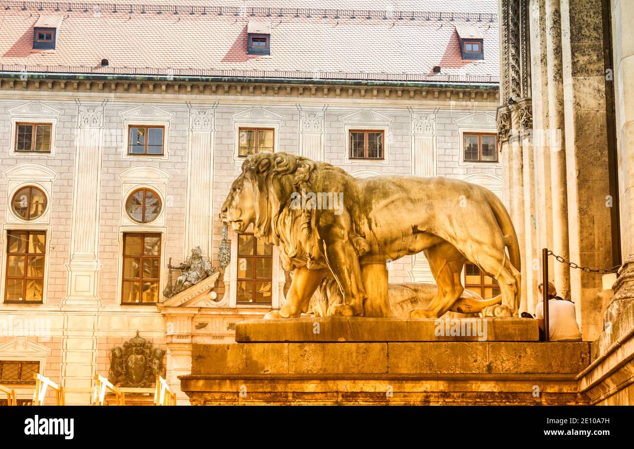 Royal bavarian lions hi-res stock photography and images - Alamy