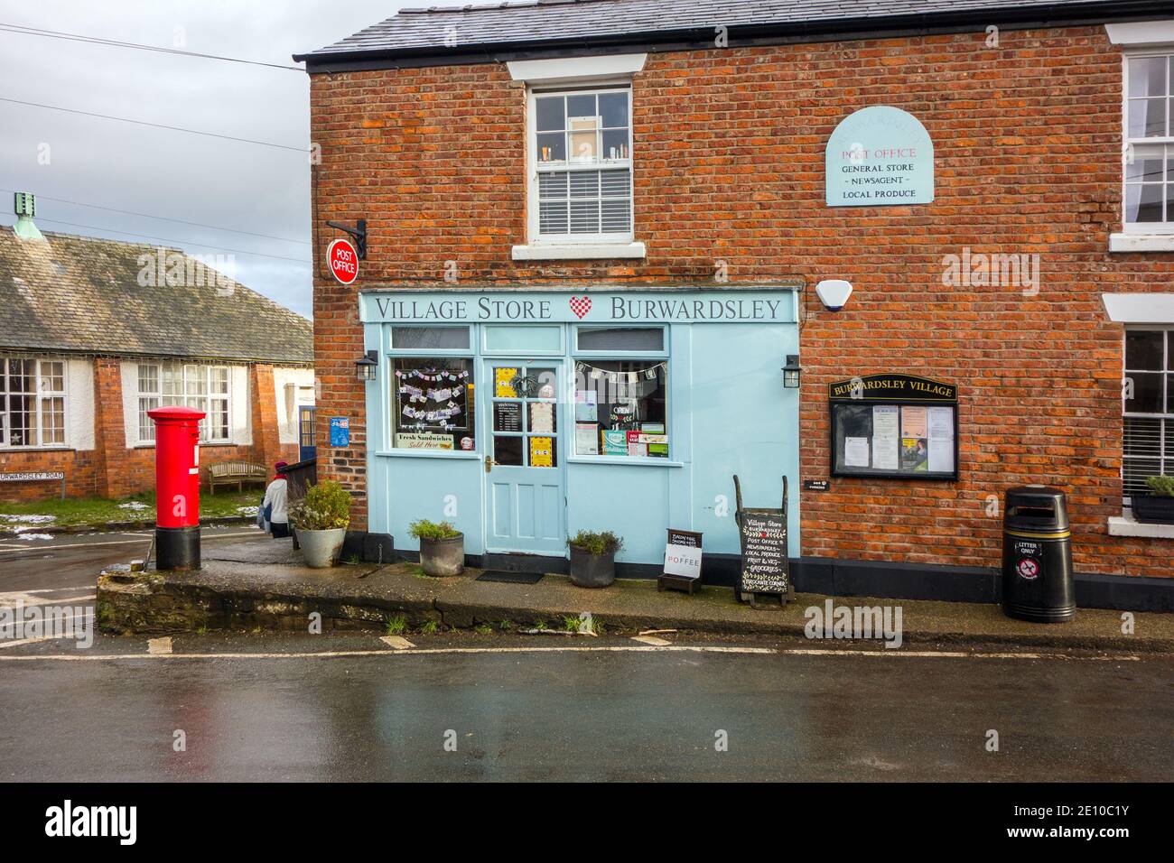 Country Post Office High Resolution Stock Photography and Images - Alamy