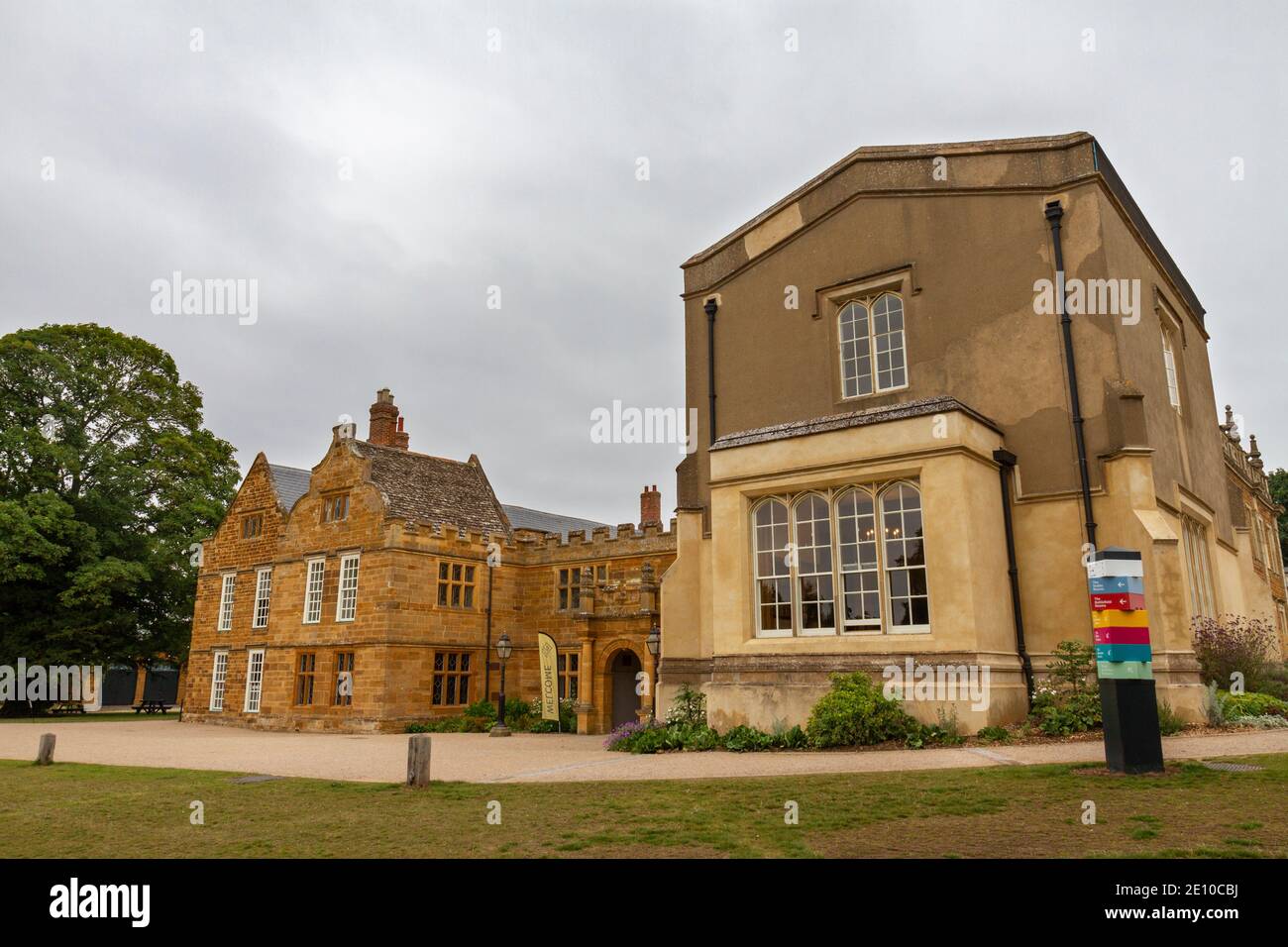 Delapré Abbey, a neo-classical mansion in Northampton, East Midlands ...