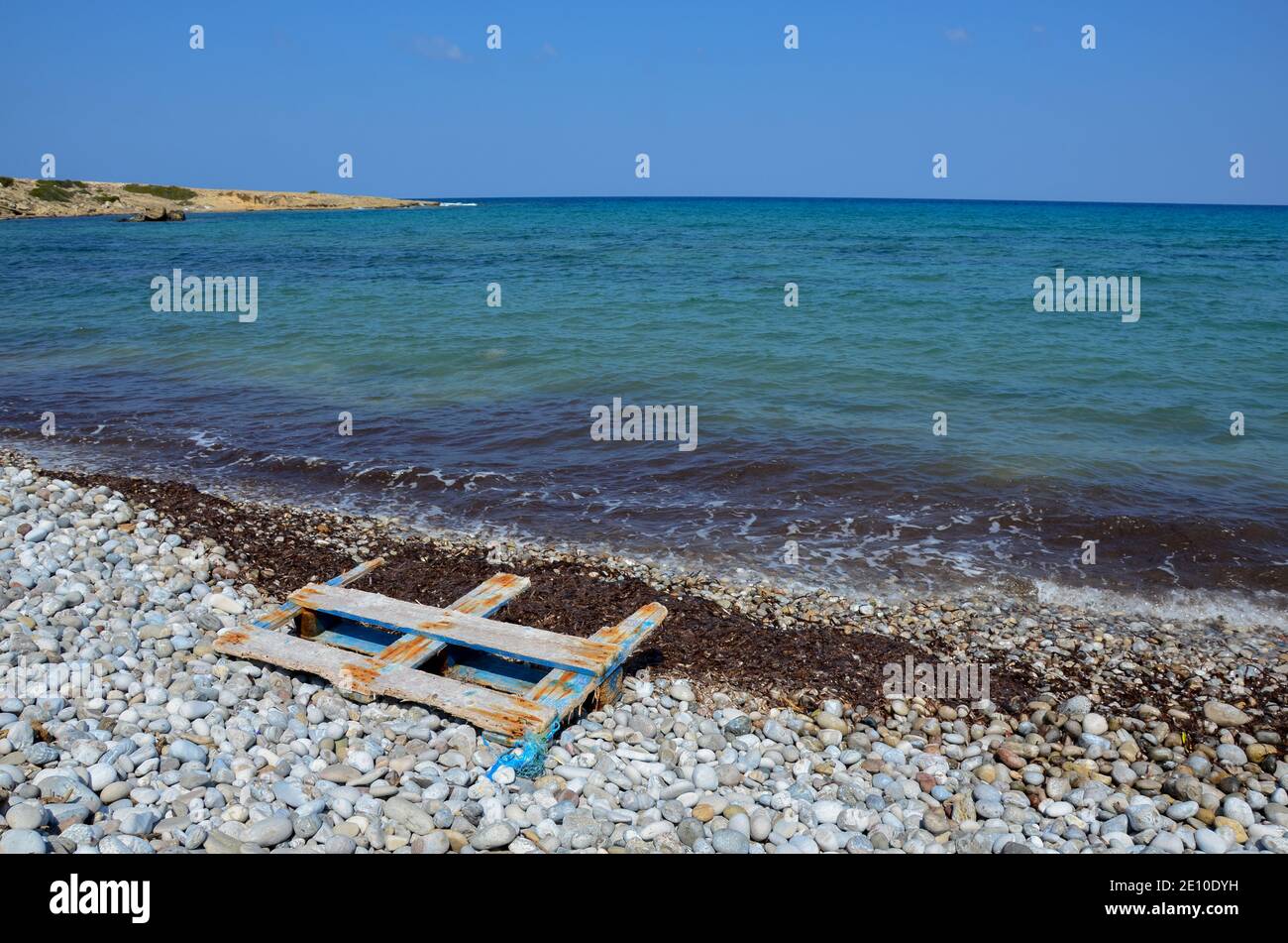 Pallet sea hi-res stock photography and images - Alamy