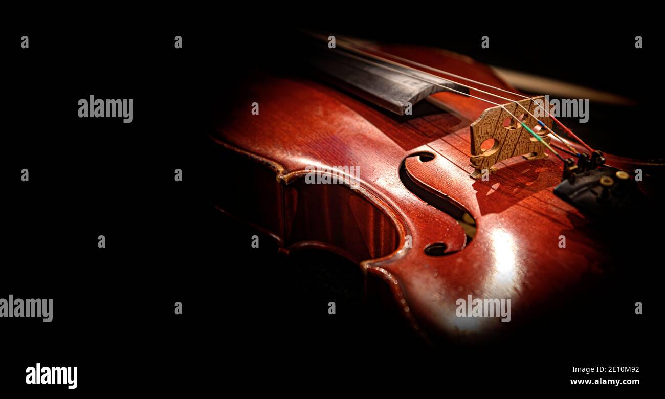 Dark wood musical instrument hi-res stock photography and images - Alamy