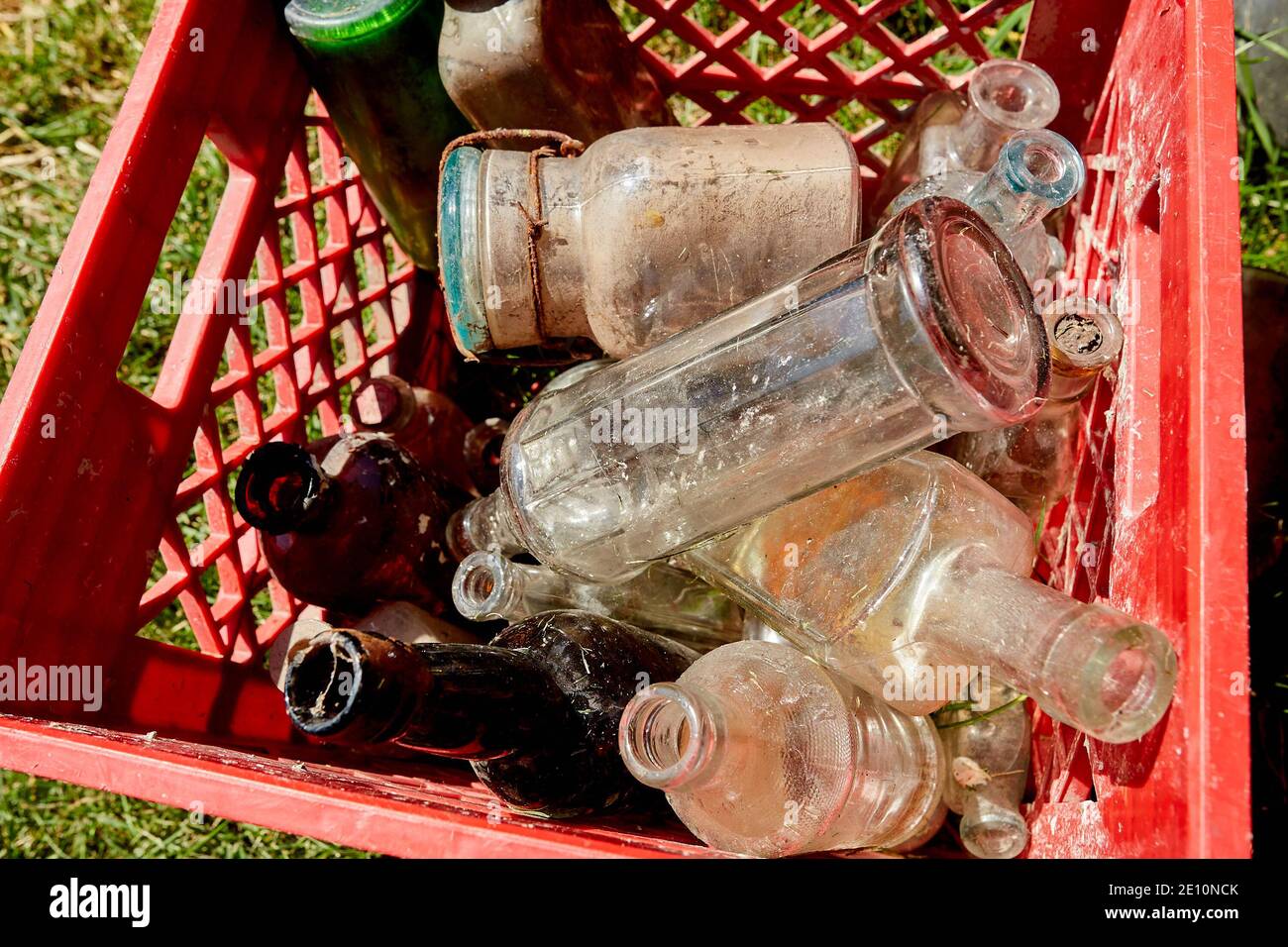 Abandoned plastic bottles hi-res stock photography and images - Alamy