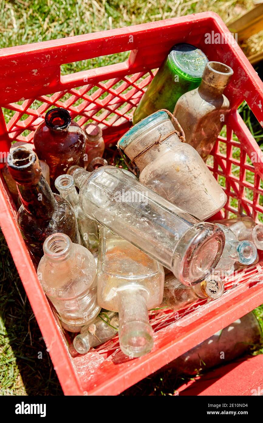Abandoned plastic bottles hi-res stock photography and images - Alamy