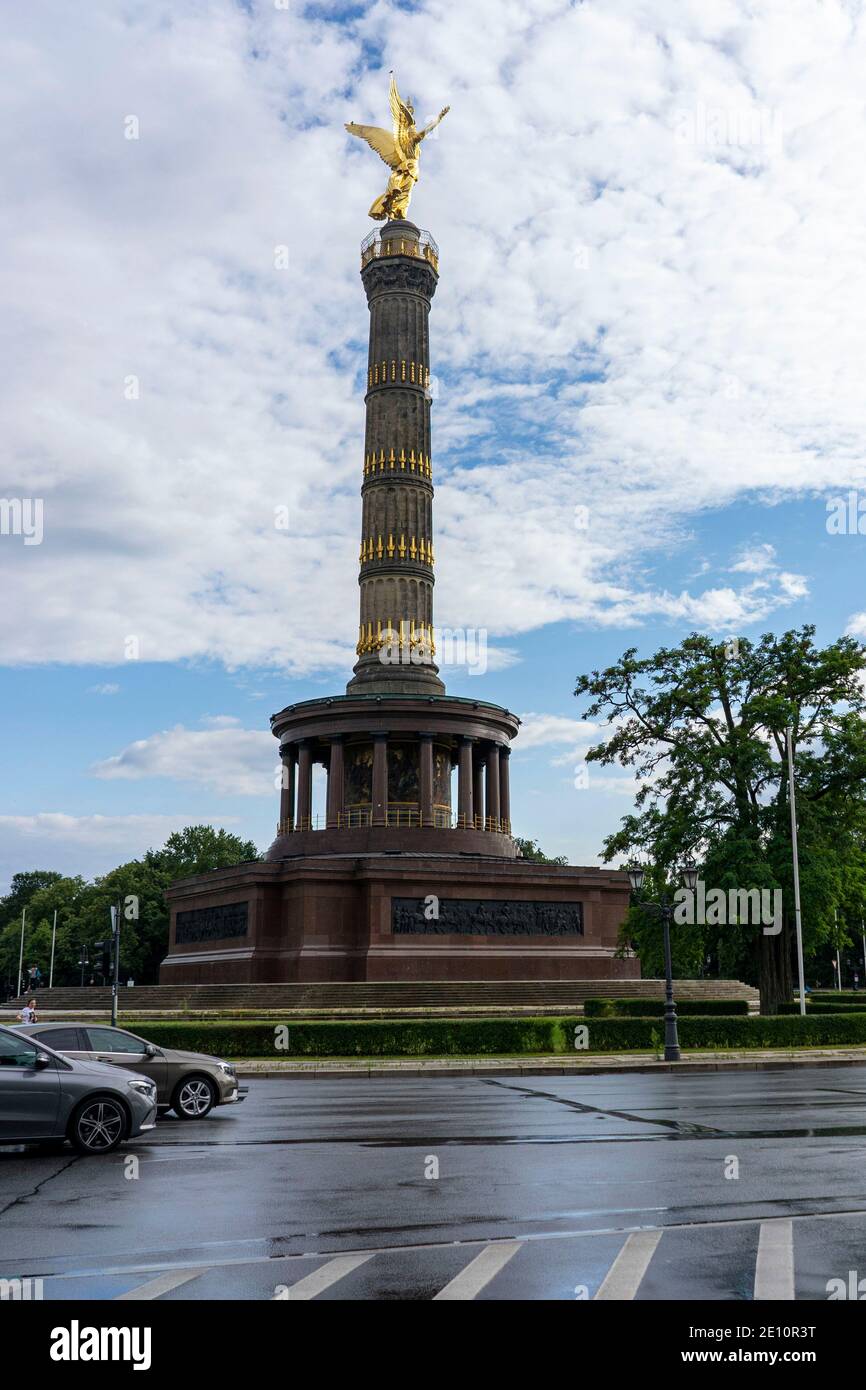 Berlin Victory Column Stock Photo - Alamy