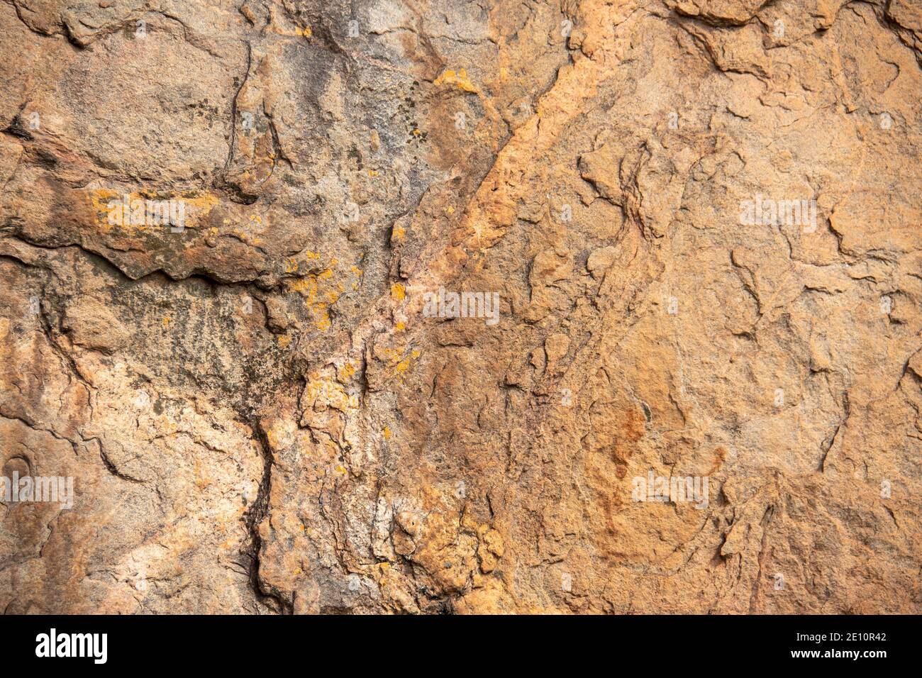 Patterns of a boulder in the hills of Melukote Stock Photo - Alamy