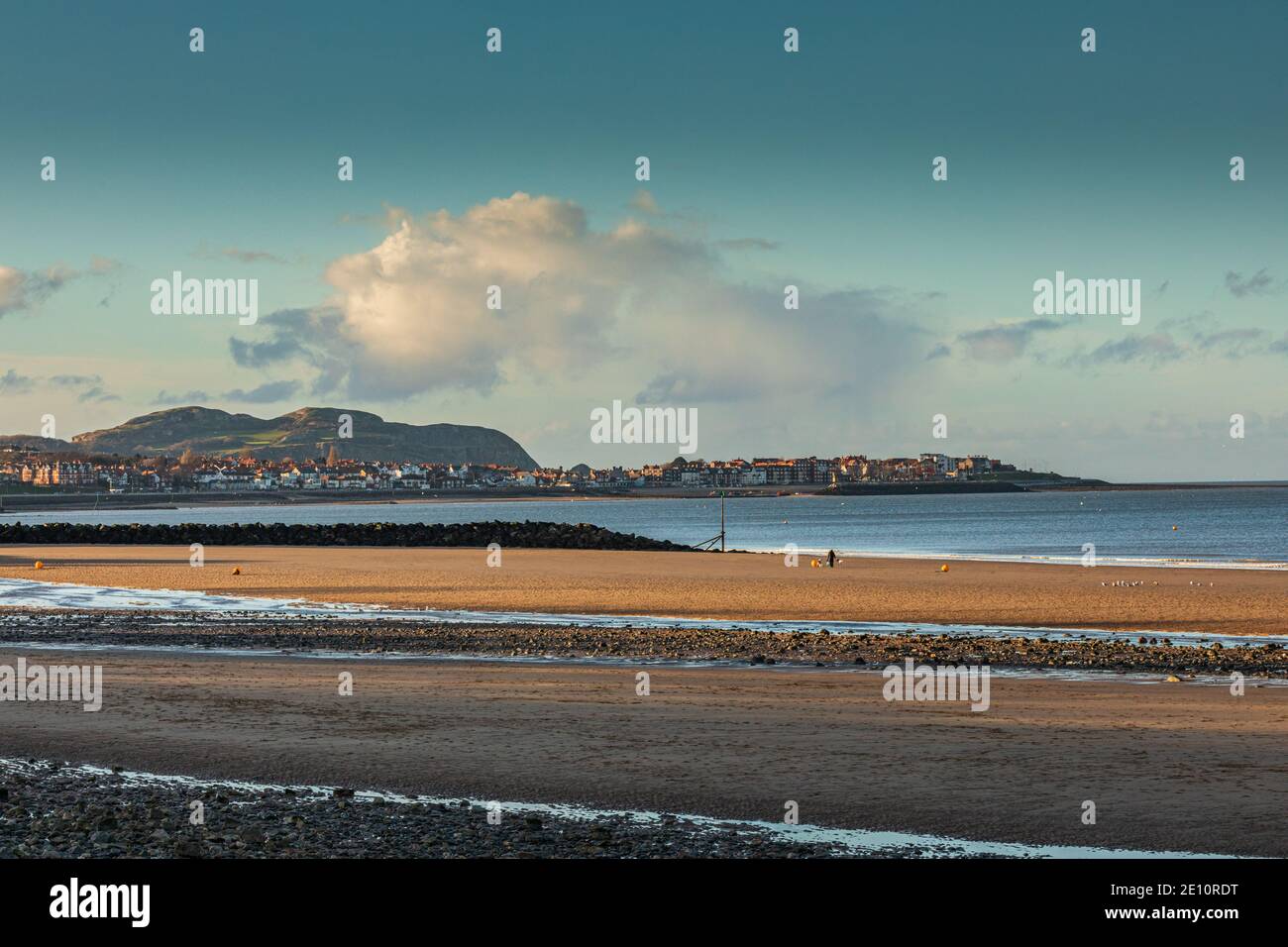 Colwyn bay and town hi-res stock photography and images - Alamy