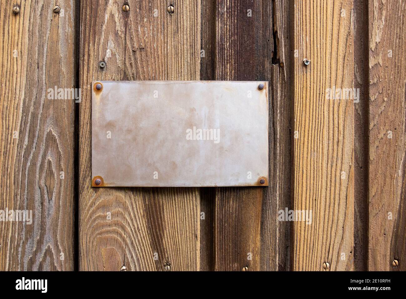 Old rusty metal sign board hi-res stock photography and images - Alamy