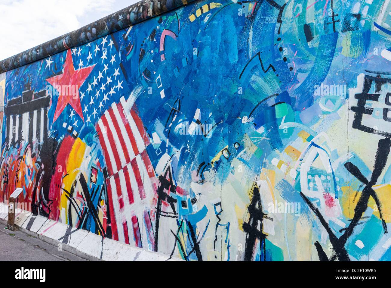 Berlin Wall Remains with some graffiti art Stock Photo - Alamy