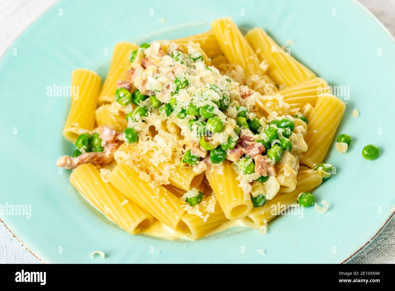 Rigatoni emiliana hi-res stock photography and images - Alamy