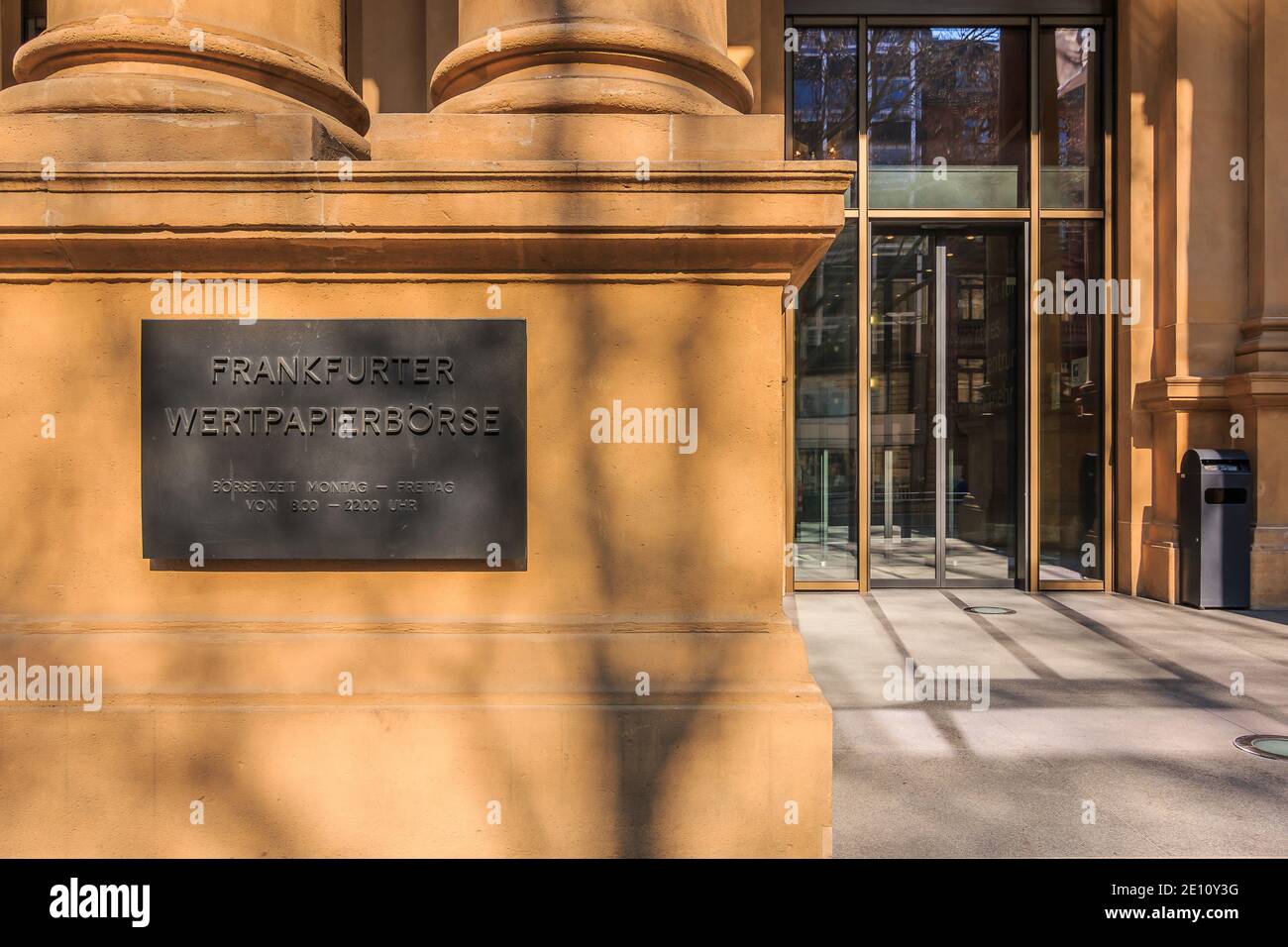 Entrance area to the building of the German Stock Exchange in Frankfurt ...