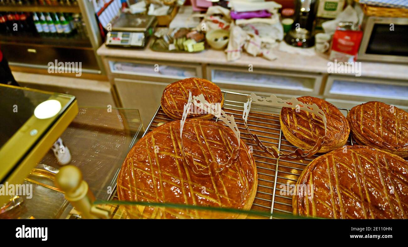 Epiphany and the galettes of a reputed bakery Pains et passion ...