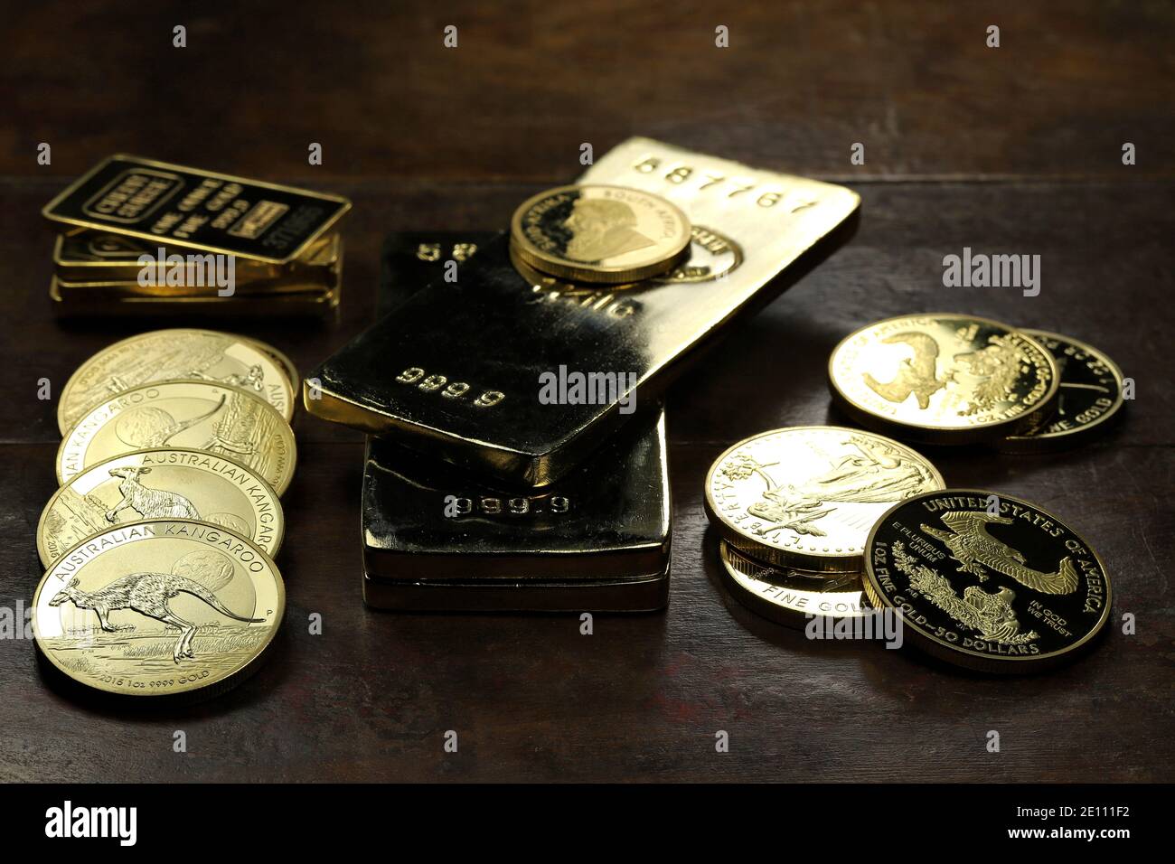 Real gold ingot not illustration hi-res stock photography and images ...