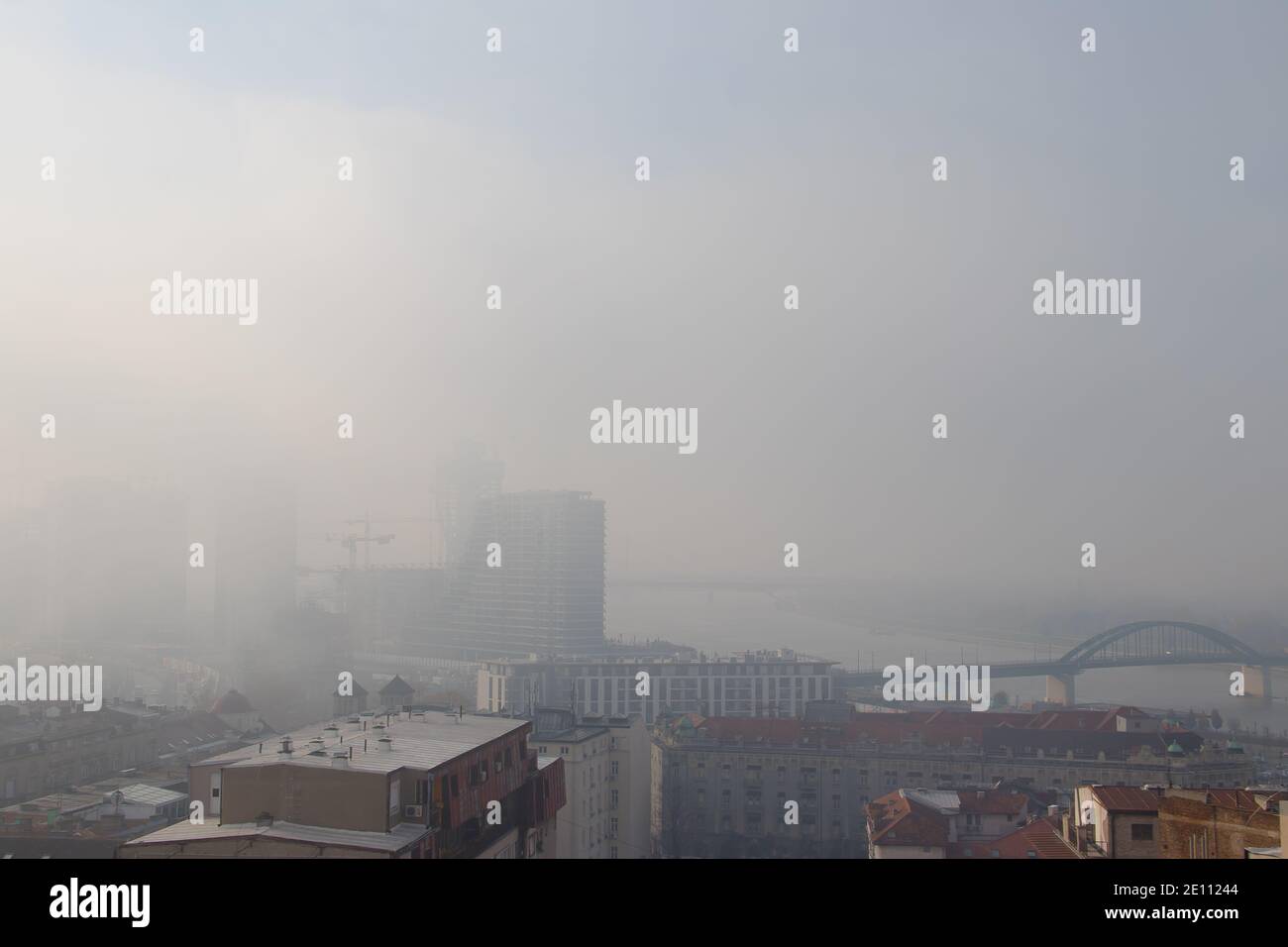 Pollution city hi-res stock photography and images - Alamy