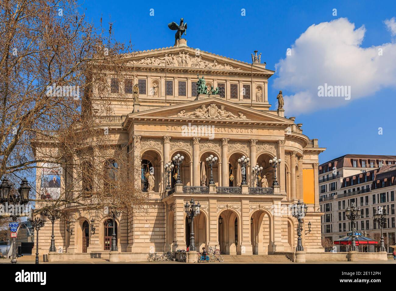 Old opera house hi-res stock photography and images - Alamy