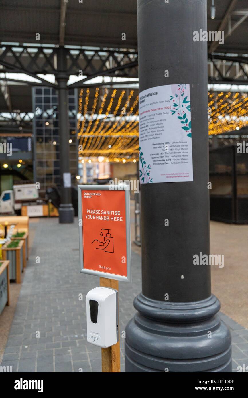 Social distancing sign at Spitalfields Market, London Stock Photo - Alamy
