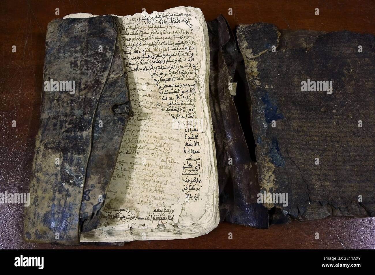 Timbuktu manuscripts mathematics hi-res stock photography and images ...