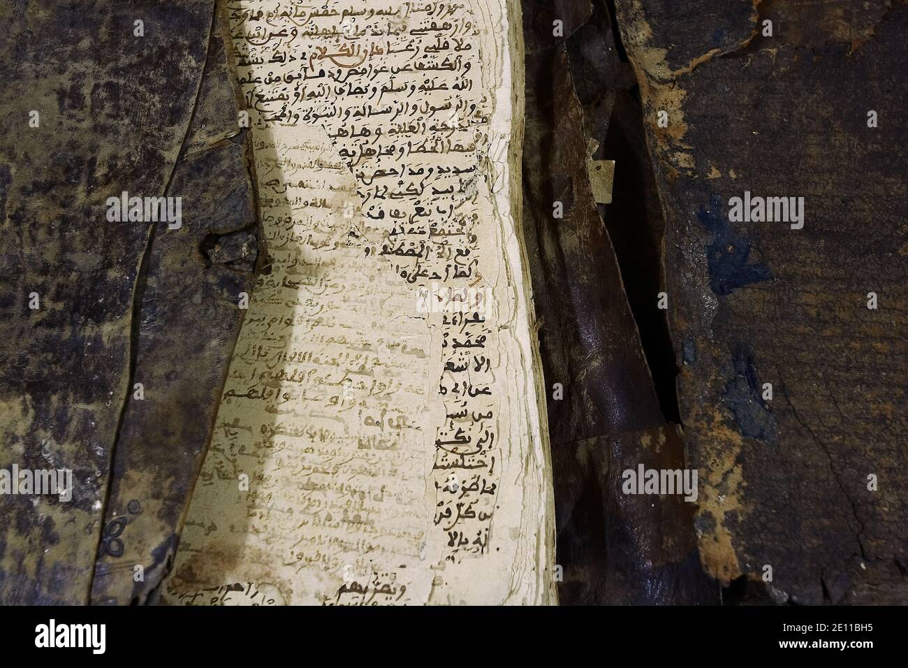 Timbuktu manuscripts hi-res stock photography and images - Alamy