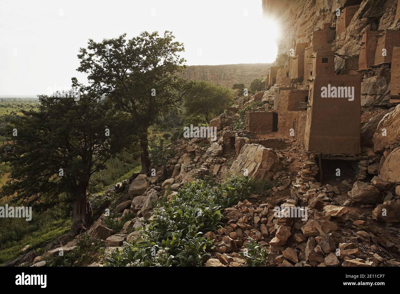 Dogon tribe hi-res stock photography and images - Alamy