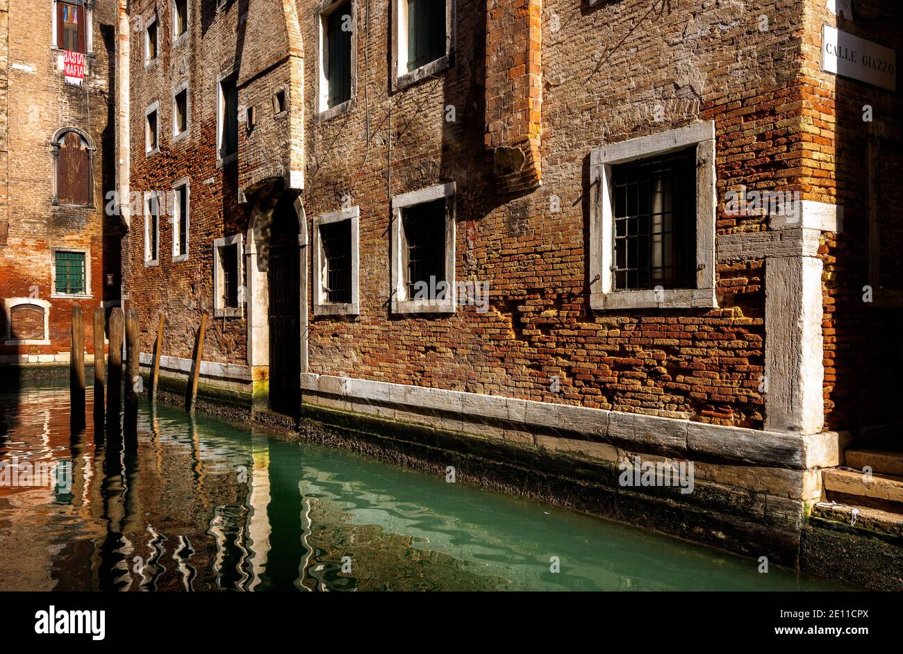 Venice metropole hi-res stock photography and images - Alamy