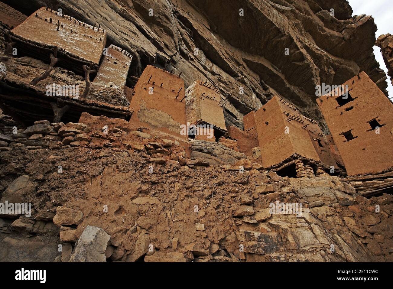 Dogon tribe hi-res stock photography and images - Alamy