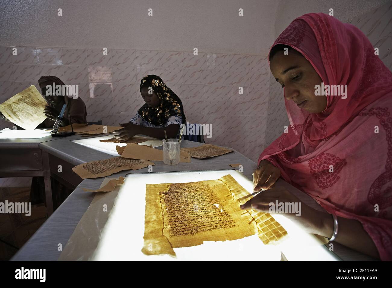 The restoration of manuscripts in the private library Mamma Haidara in ...