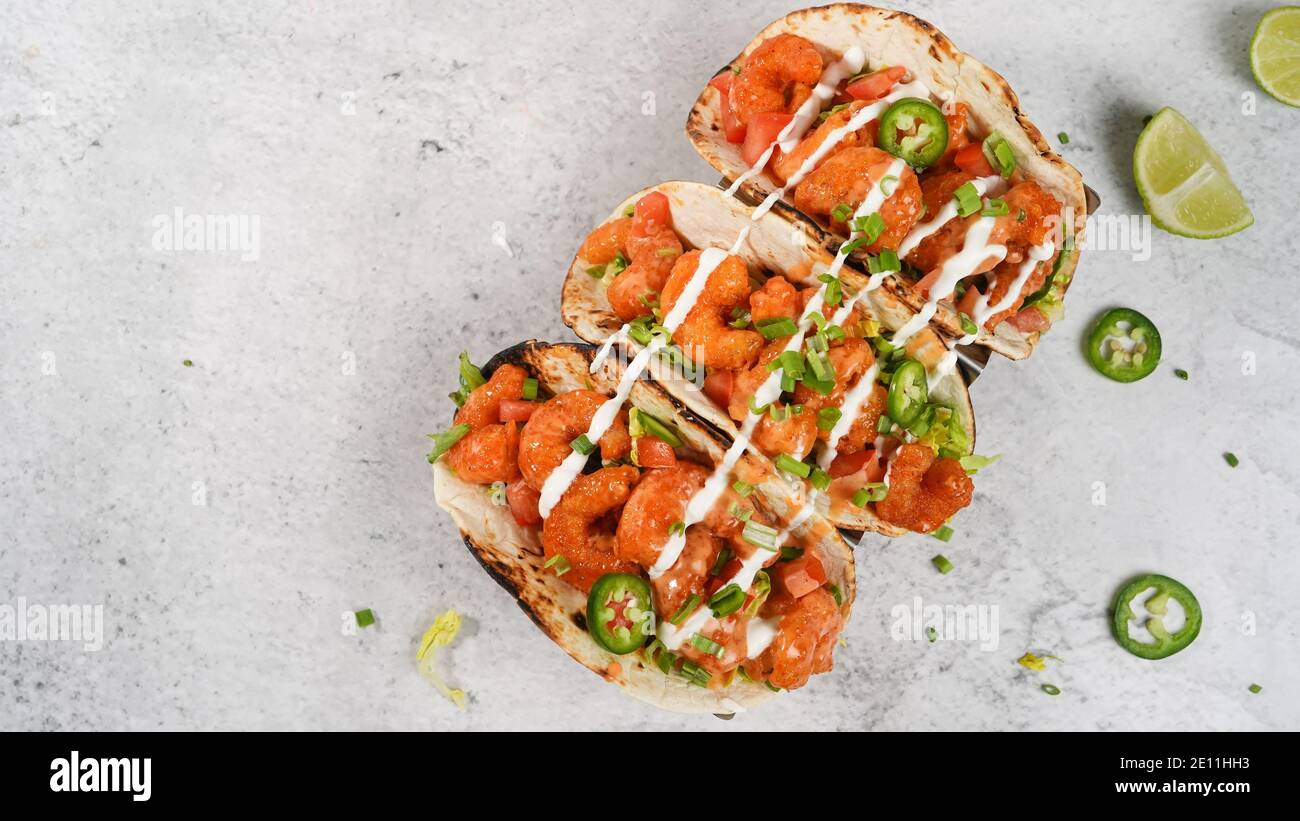 Asian tacos hi-res stock photography and images - Alamy
