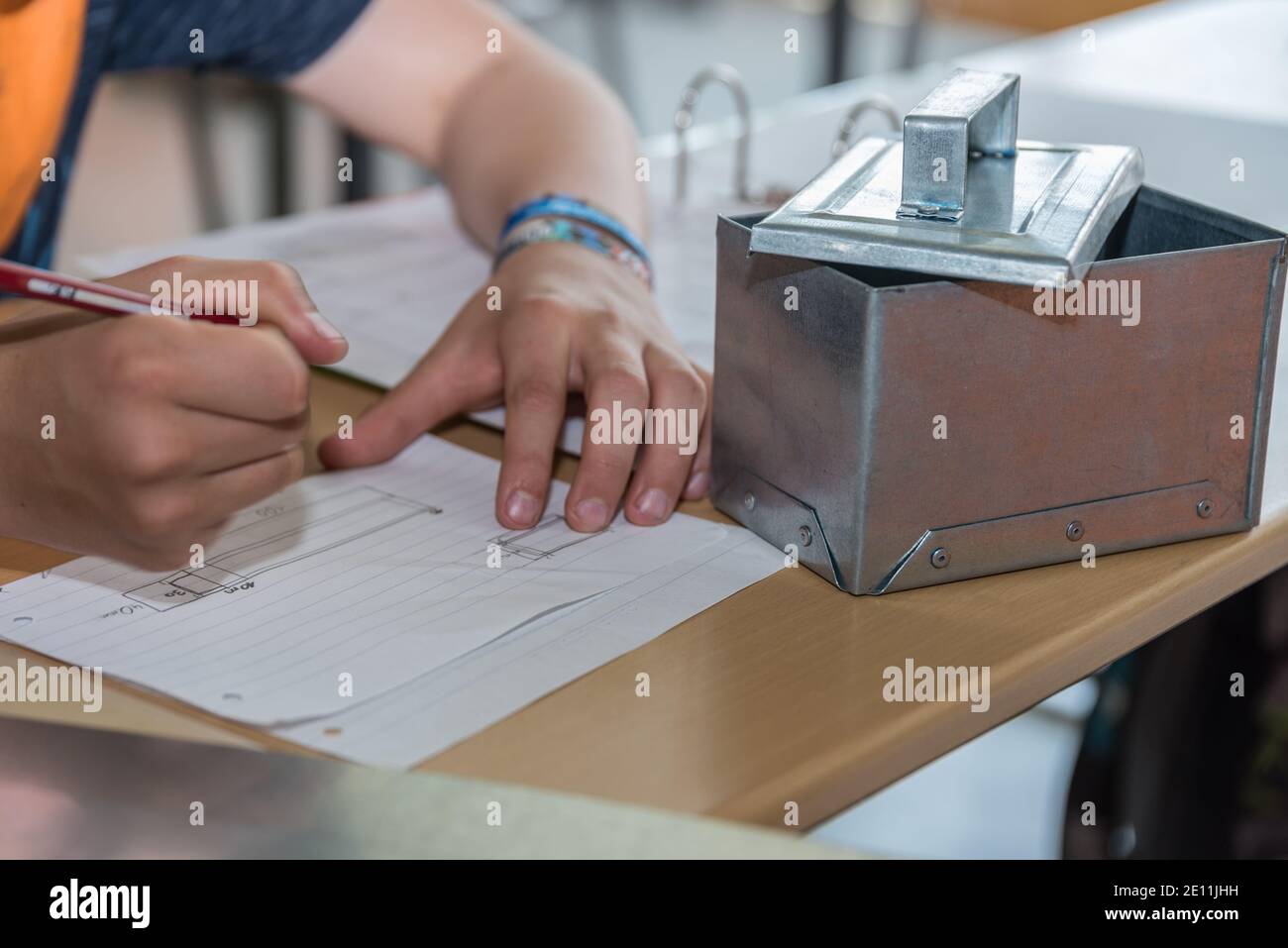 Sheet Metal With Bending Techniques Edit - Metalworking Tin Can Stock ...