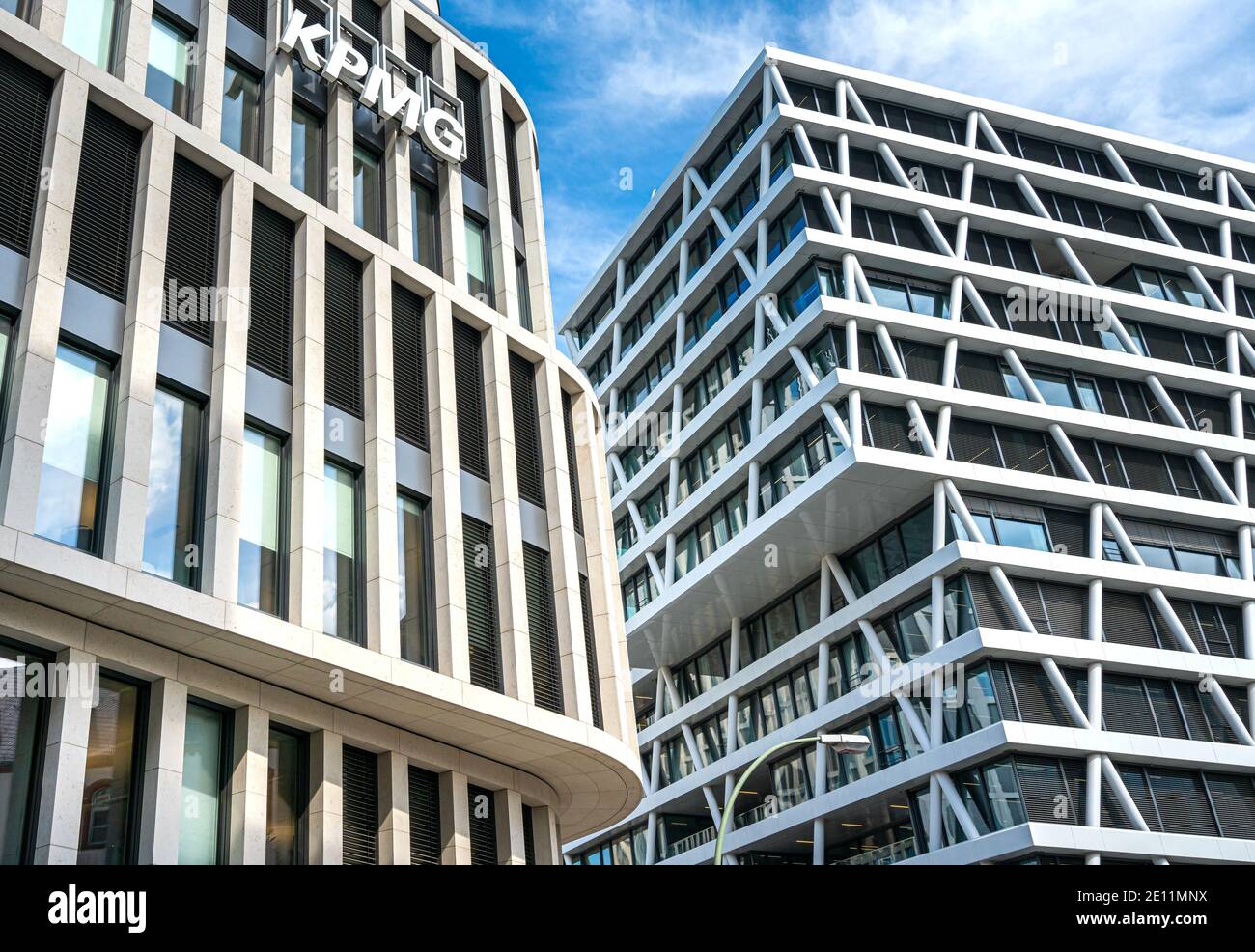 Kpmg office house hi-res stock photography and images - Alamy