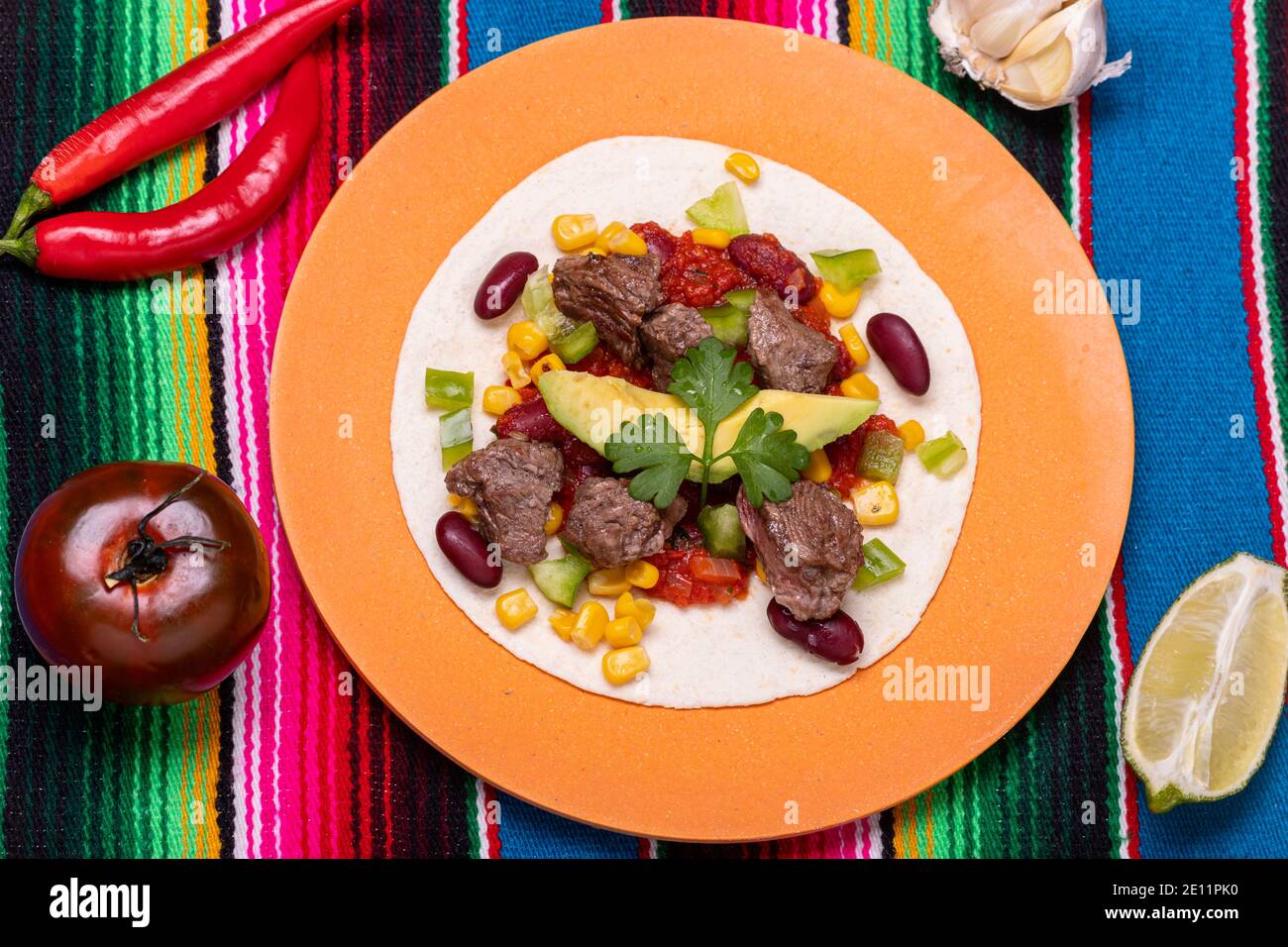 Ubersicht uber eine tortilla mit rindfleisch hi-res stock photography ... Ubersicht uber eine tortilla mit rindfleisch hi-res stock photography ...