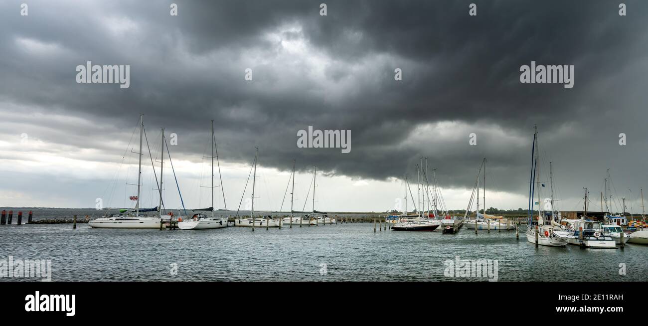 Tions hi-res stock photography and images - Alamy