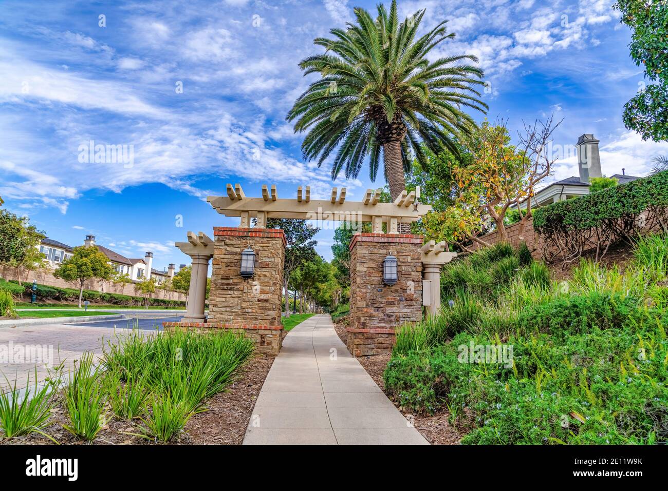 Entrance to beach gate trees hi-res stock photography and images - Alamy