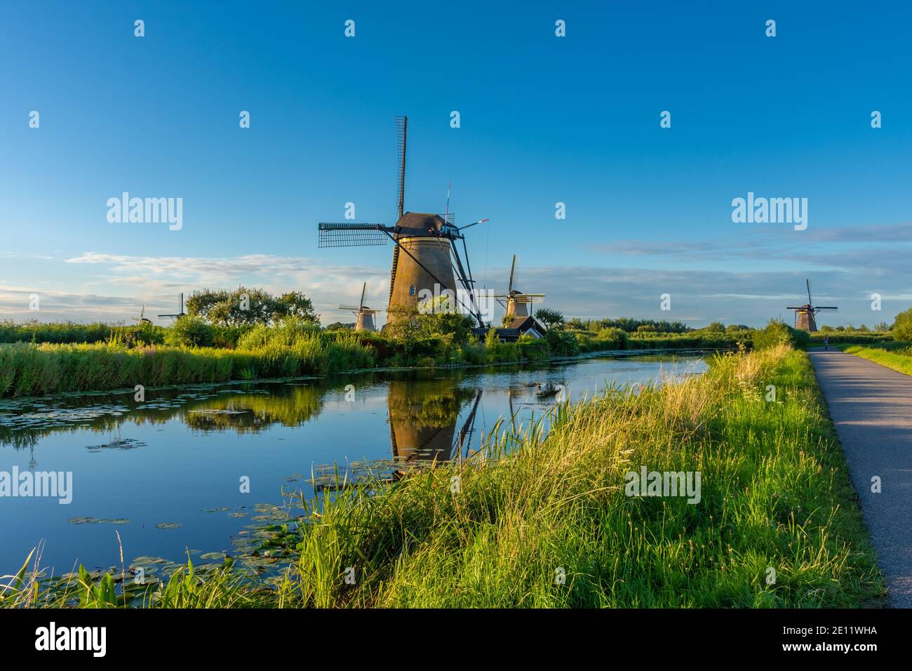 The famous windmills of Kinderdijk in the Netherlands Stock Photo - Alamy