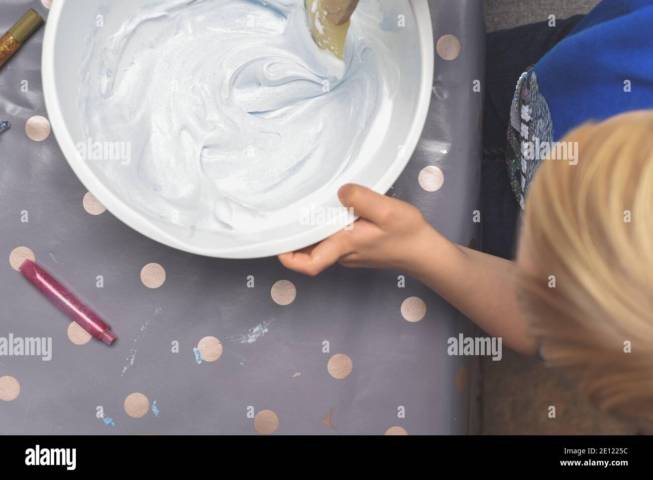 Kids activity of making slime as a science experiment for children to ...