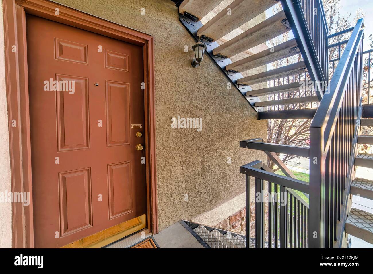 Front Entrance Apartment Building High Resolution Stock Photography and ...