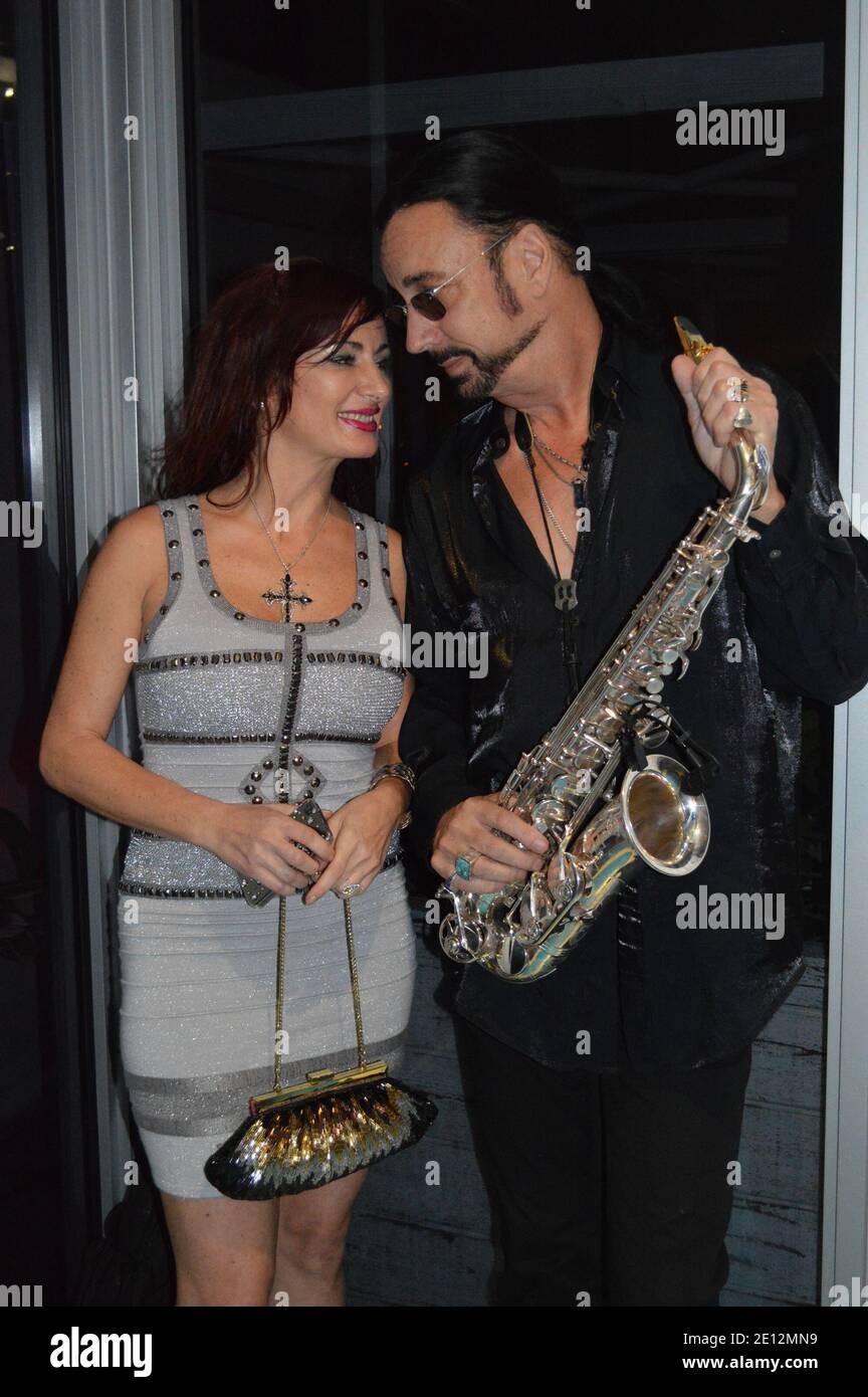 MIAMI BEACH, FL - DECEMBER 08: Alto Reed with wife Christiana-Van-Ryn ...