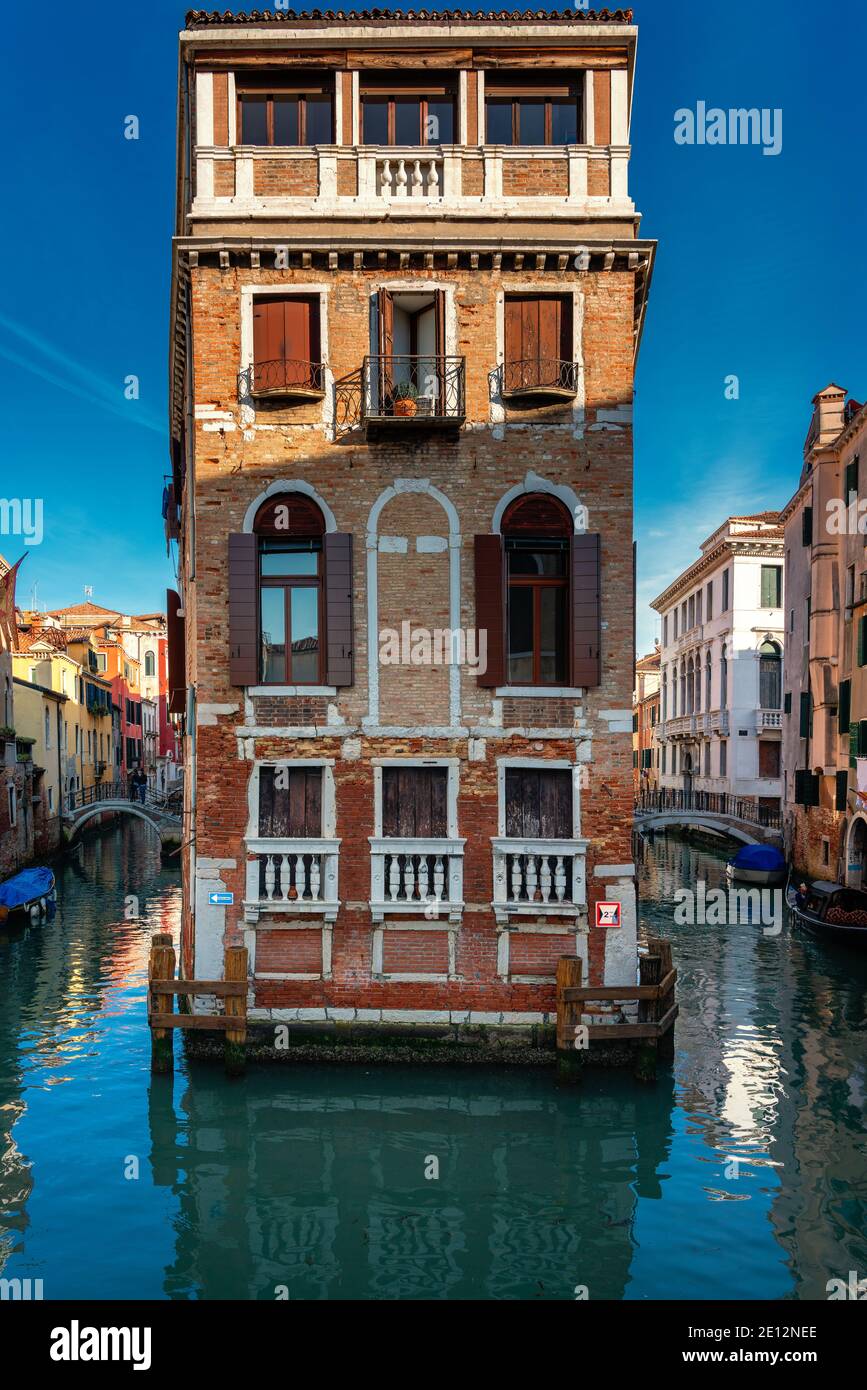 Small Houses In Venice, Italy Stock Photo - Alamy