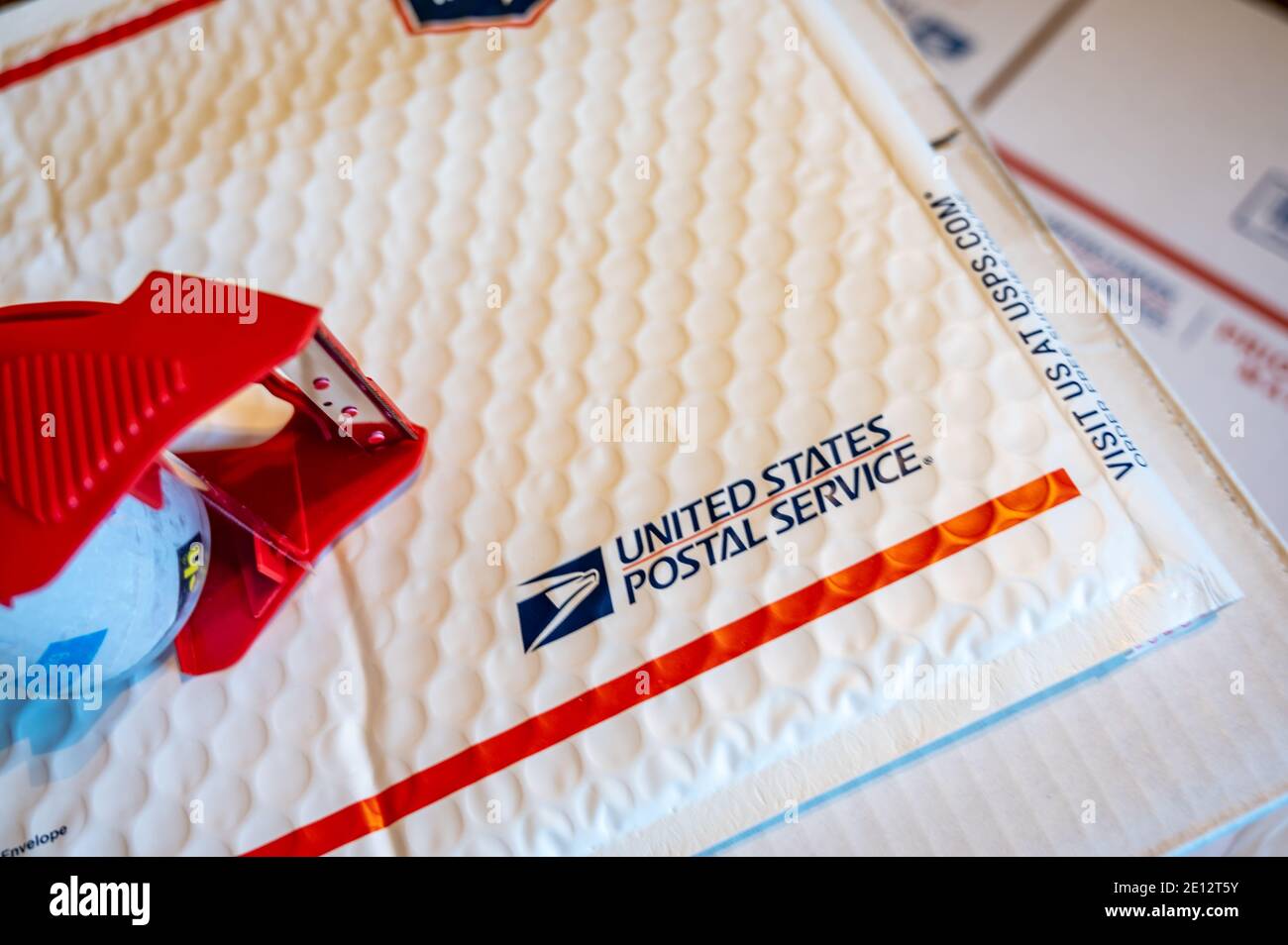 White packaging material for shipping goods Stock Photo - Alamy