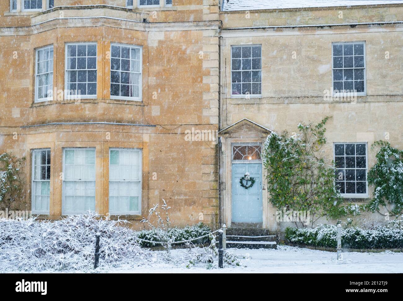 Burford town in cotswolds hi-res stock photography and images - Alamy